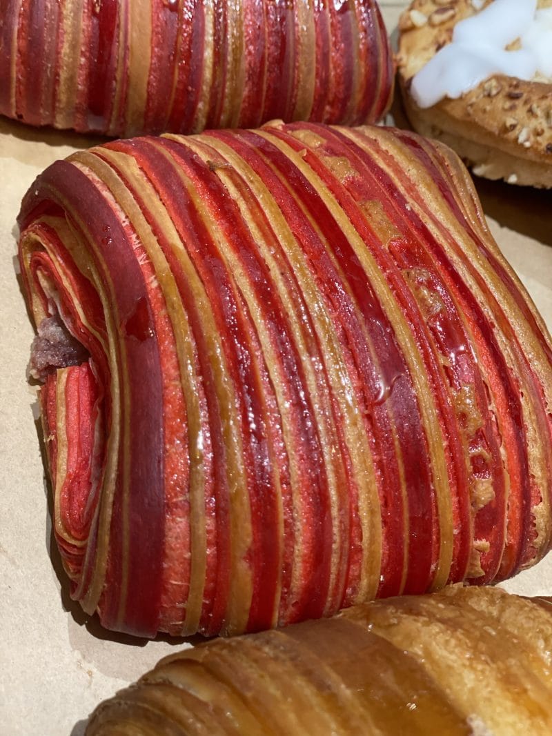 Croissant med vanilje og bringebær - Aanerud Bakeri